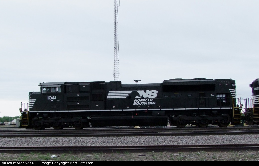 NS 1041